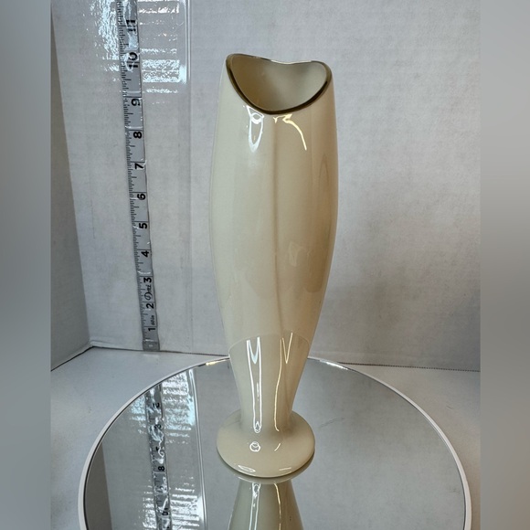 Lenox | Accents | Lenox 8 Inch Vase Heart Shaped Opening Trimmed In ...